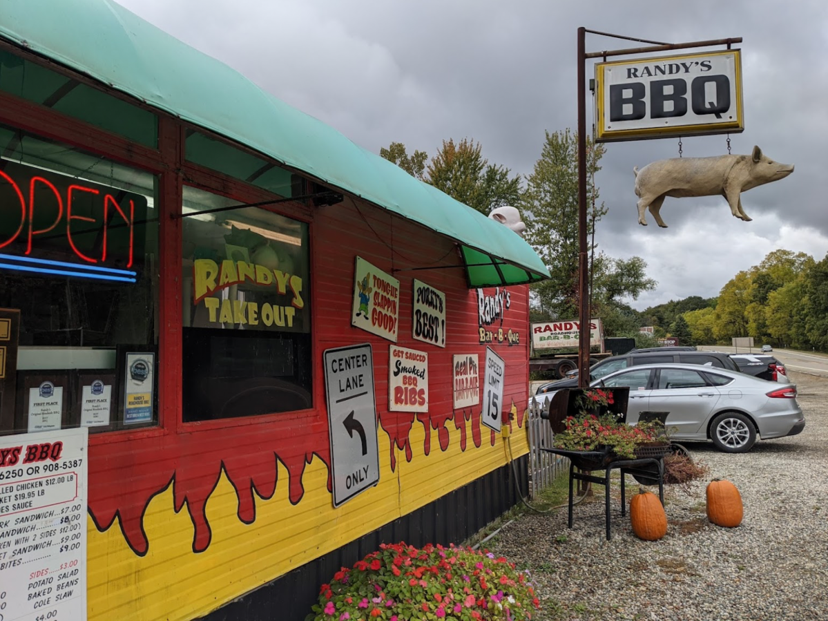 Here Are 7 Great Roadside Restaurants Near Detroit