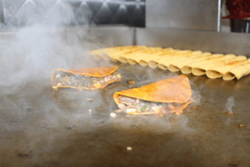 This Unassuming Taqueria In Beaverton Has The Most Mouthwatering Tacos ...