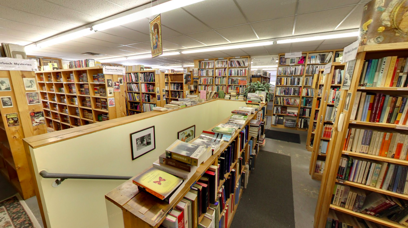 Midway Books, An Enormous Warehouse Of Used Books In Minnesota, Will Be ...