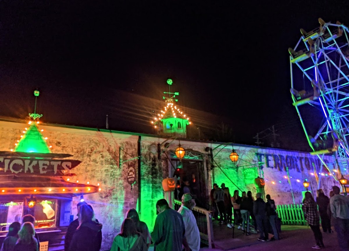 Alabama's Haunted Castle Dark Ride Will Fill You With Nostalgia