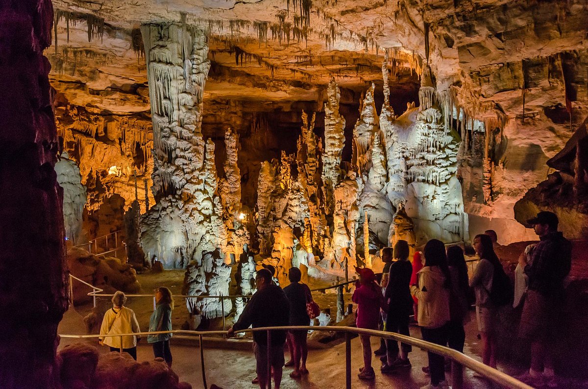A Visit To These 3 Alabama Caves Is Perfect For A Day Trip