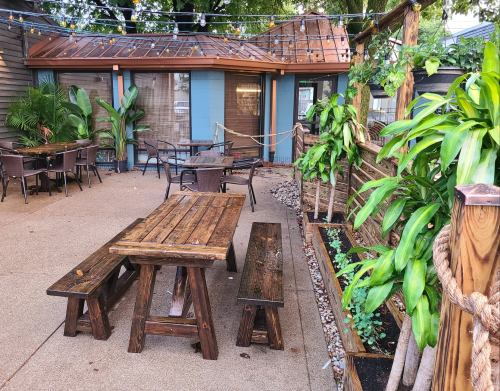 The Inferno Room Is A Dark Tiki Themed Restaurant In Indiana