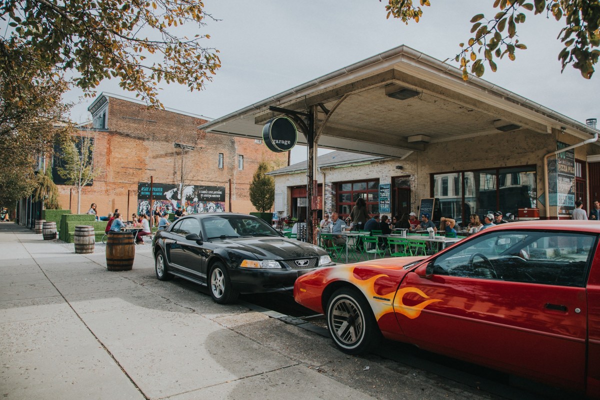 Garage Bar Is One Of The Quirkiest And Delightful Bars In Kentucky