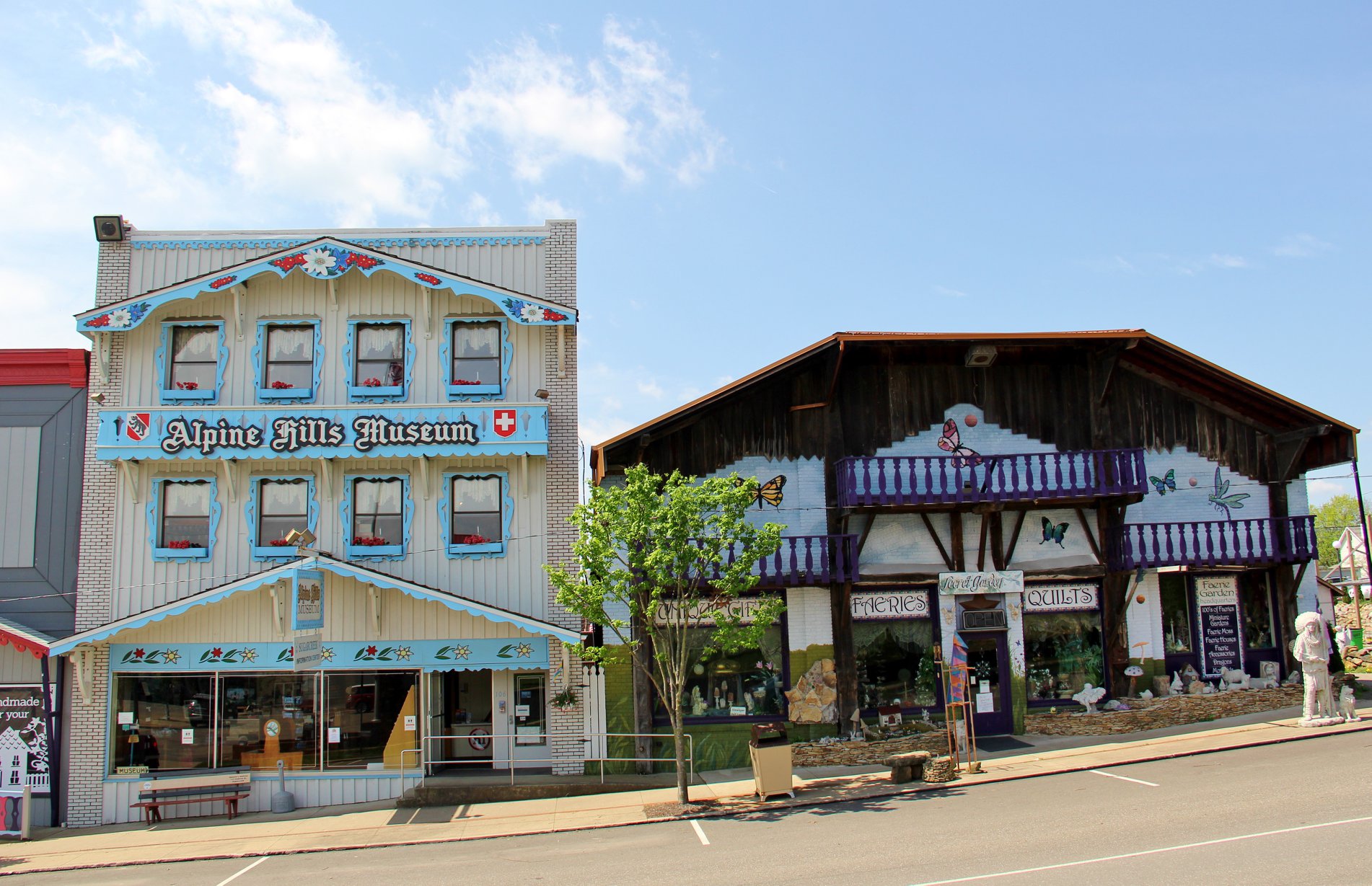 Take A Weekend To Wine, Dine, And Explore The Little Switzerland Of Ohio