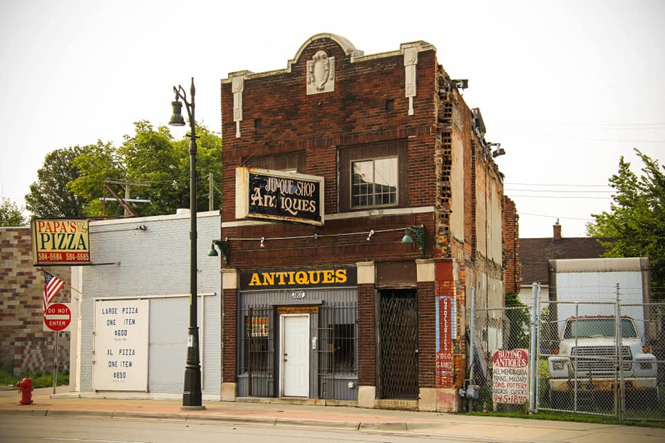 Discover A Treasure Trove Of Antiques At Junque Shop Antiques In Detroit