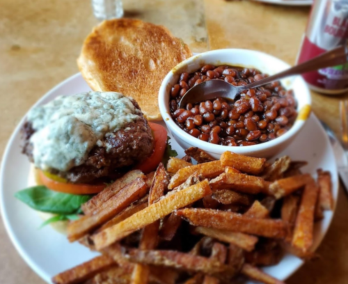 Knucklehead's Kafe: Best Burgers In Small-Town Ohio