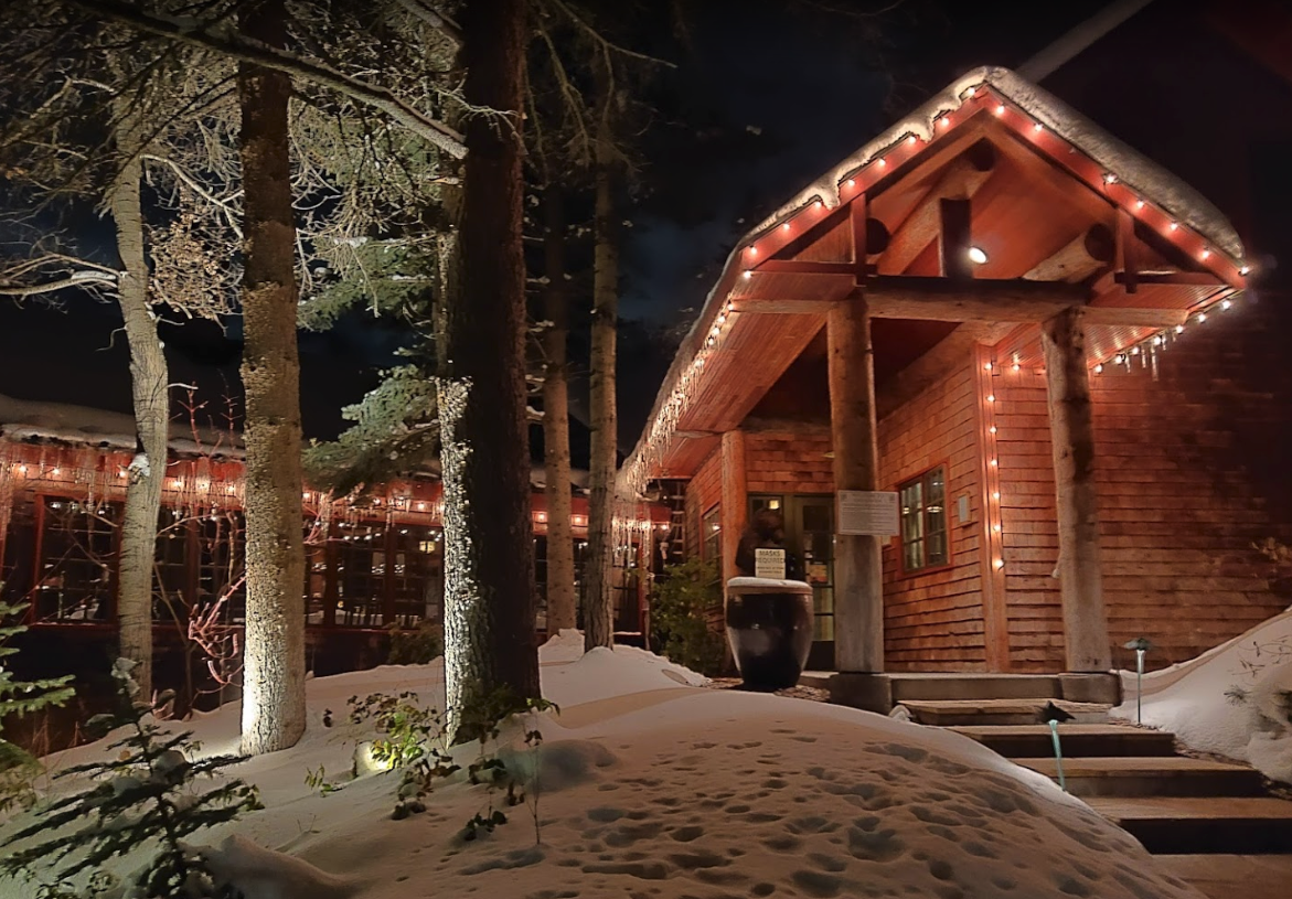 Log Haven Is A Restaurant Hiding In A Utah Canyon