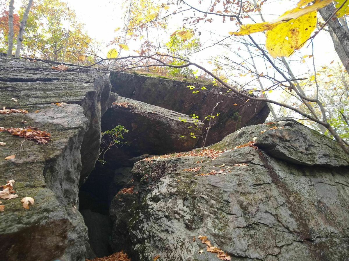 Walk Into A Historic Cave On This Connecticut Cavern Trail
