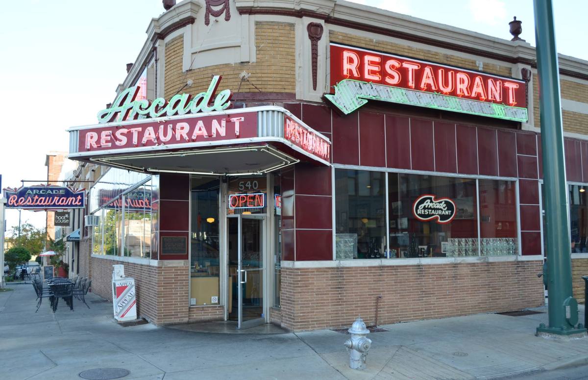 The Arcade Restaurant In Tennessee Dates Back Over 100 Years