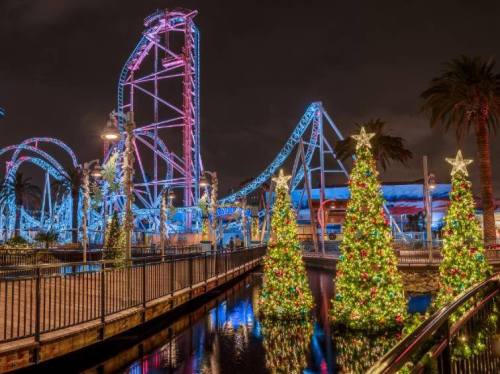 Christmas in Southern California: Knott's Berry Farm Christmas