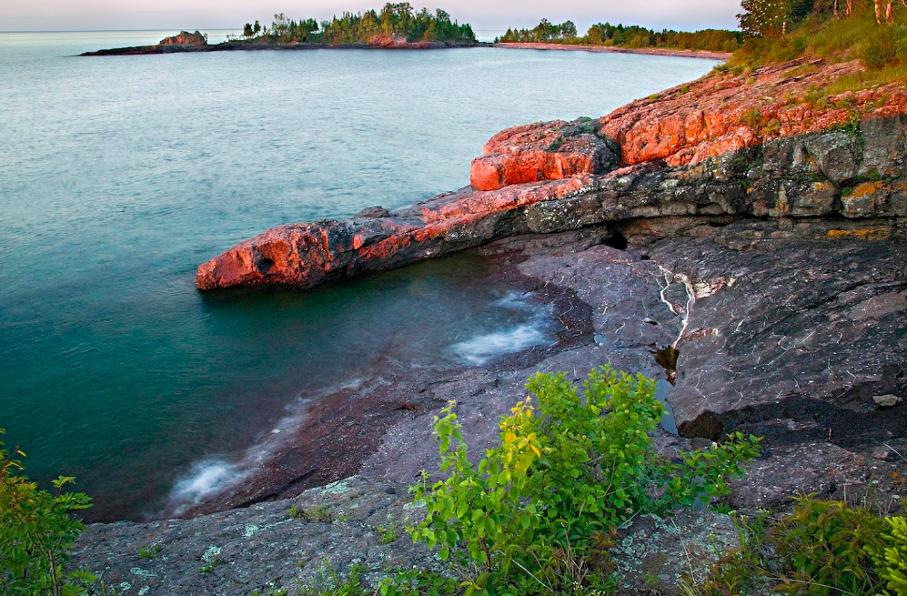 The Little-Known Cove In Minnesota You Can Only Reach By Hiking This 1 ...