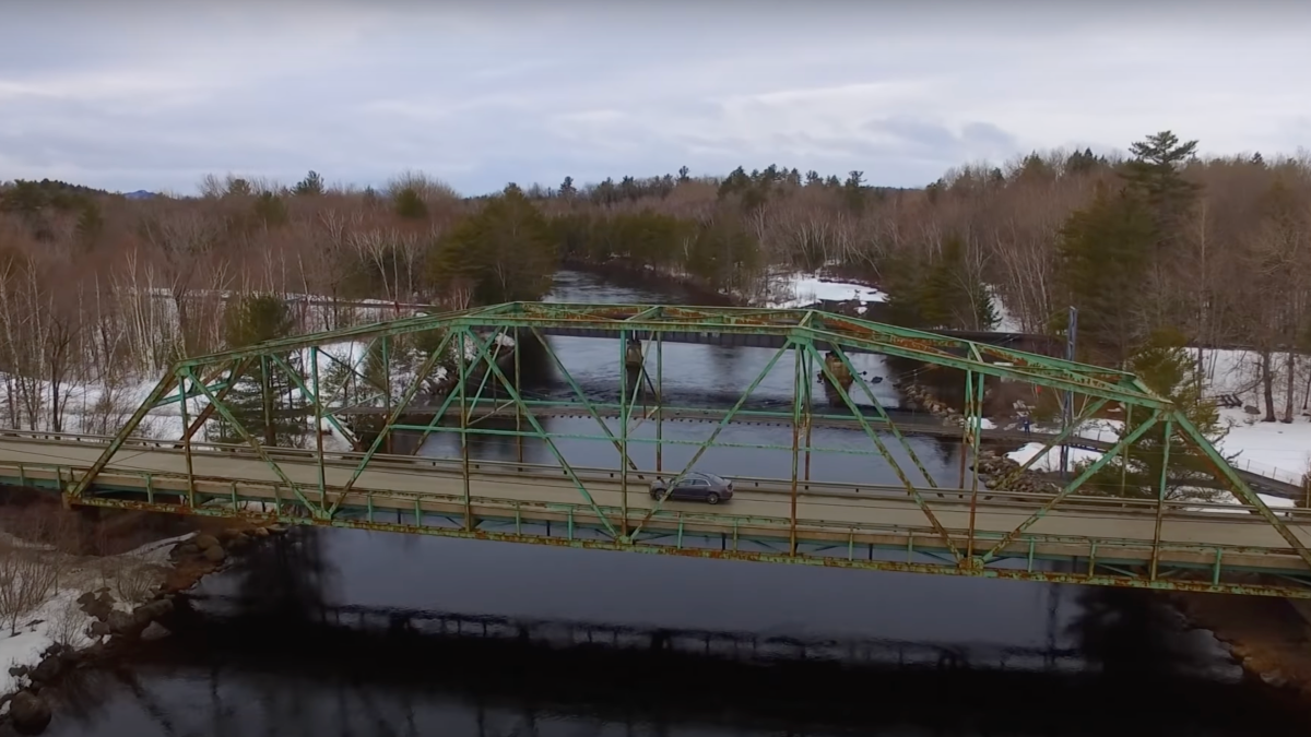 The Legend Of The Screaming Bridge In Maine Will Give You Chills