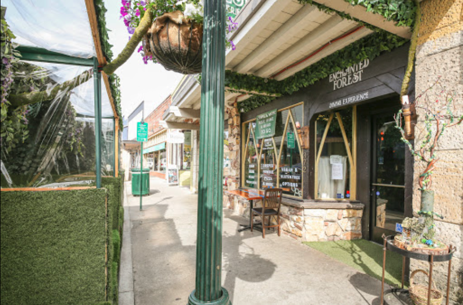 You'll Be Transported To An Enchanted Forest Dining At This Northern ...