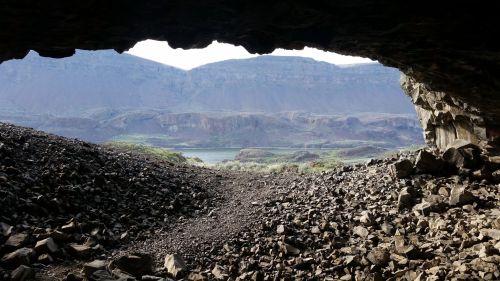 The Secluded Lake Lenore Caves In Washington Are Adventure-Worthy