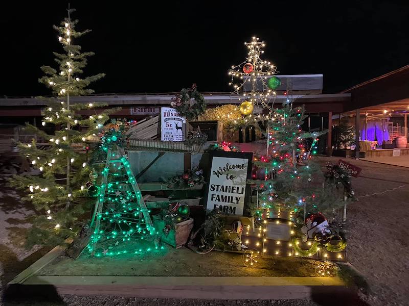 This Farm Holiday Light Display Is Back In Utah This Winter