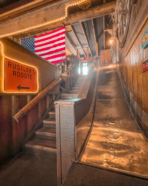 7 Of The Best Themed Restaurants In Arizona To Try