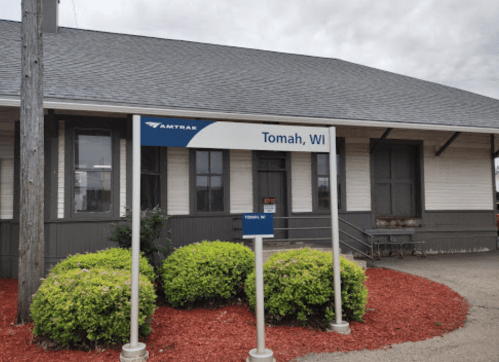 One Of The Only Year-Round Scenic Train Rides In Wisconsin