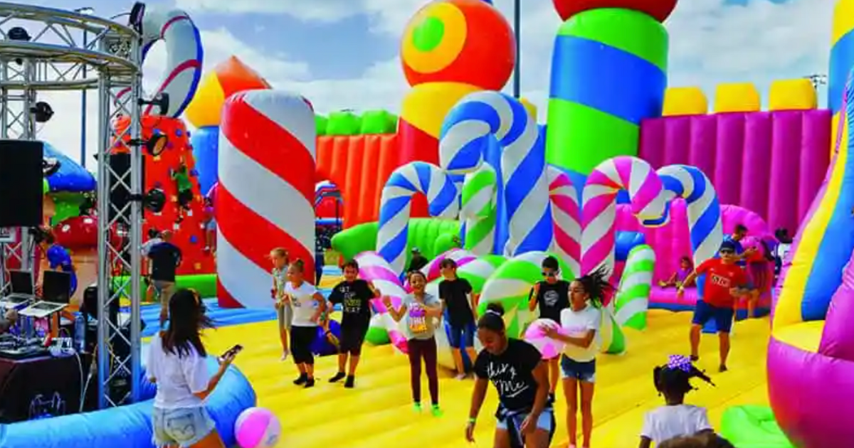 The Largest Bounce House In The World Is Making Its New York Return And ...