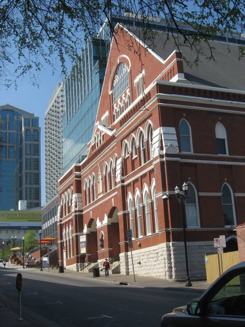 This Epic Road Trip Leads To 7 Iconic Landmarks In Tennessee