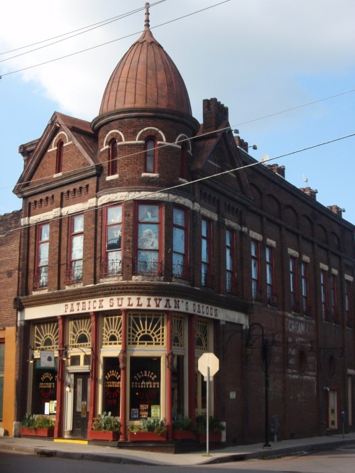 There Are 3 Must-See Historic Landmarks In Knoxville, Tennessee