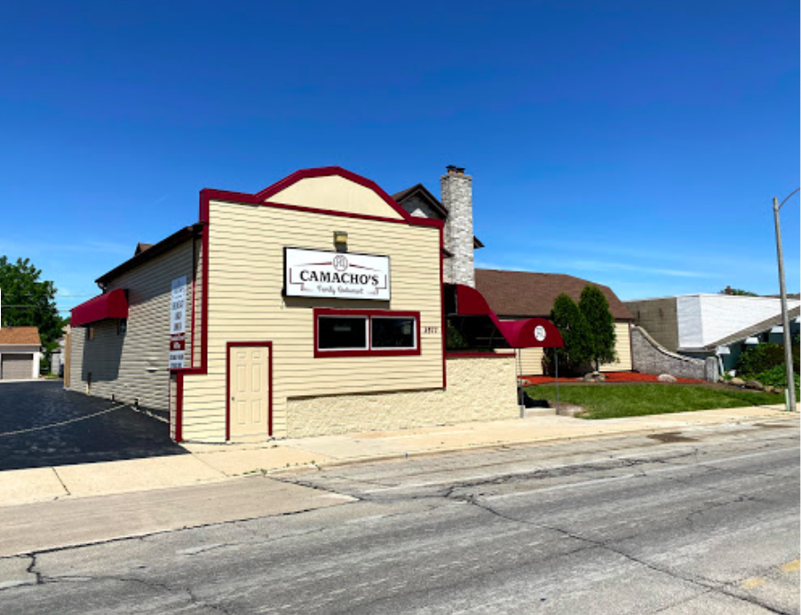 The Hole-In-The-Wall That Serves The Best Fried Chicken In Wisconsin