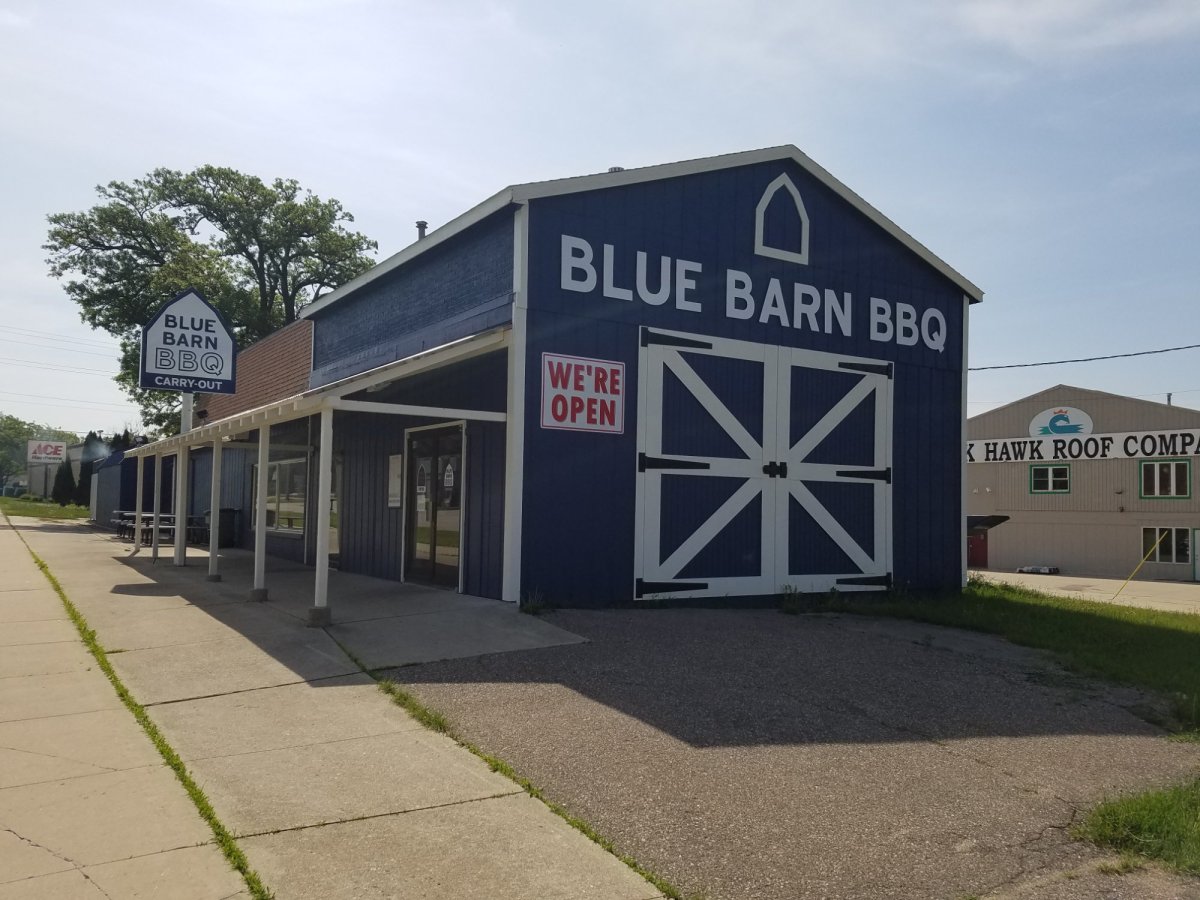 Try Blue Barn BBQ In Iowa For Unforgettable Food