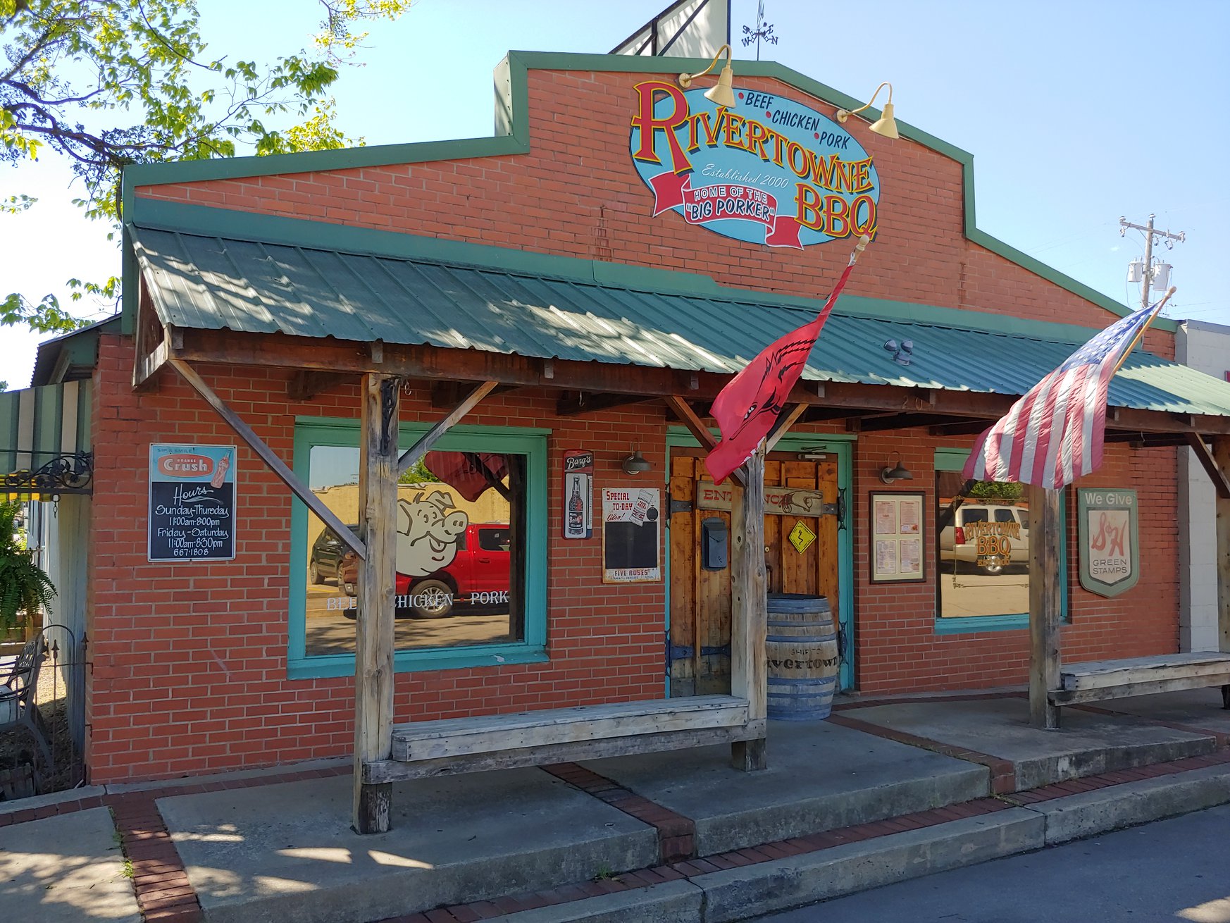 The Scenic Drive To Rivertowne BBQ In Arkansas Is Almost As Fantastic ...