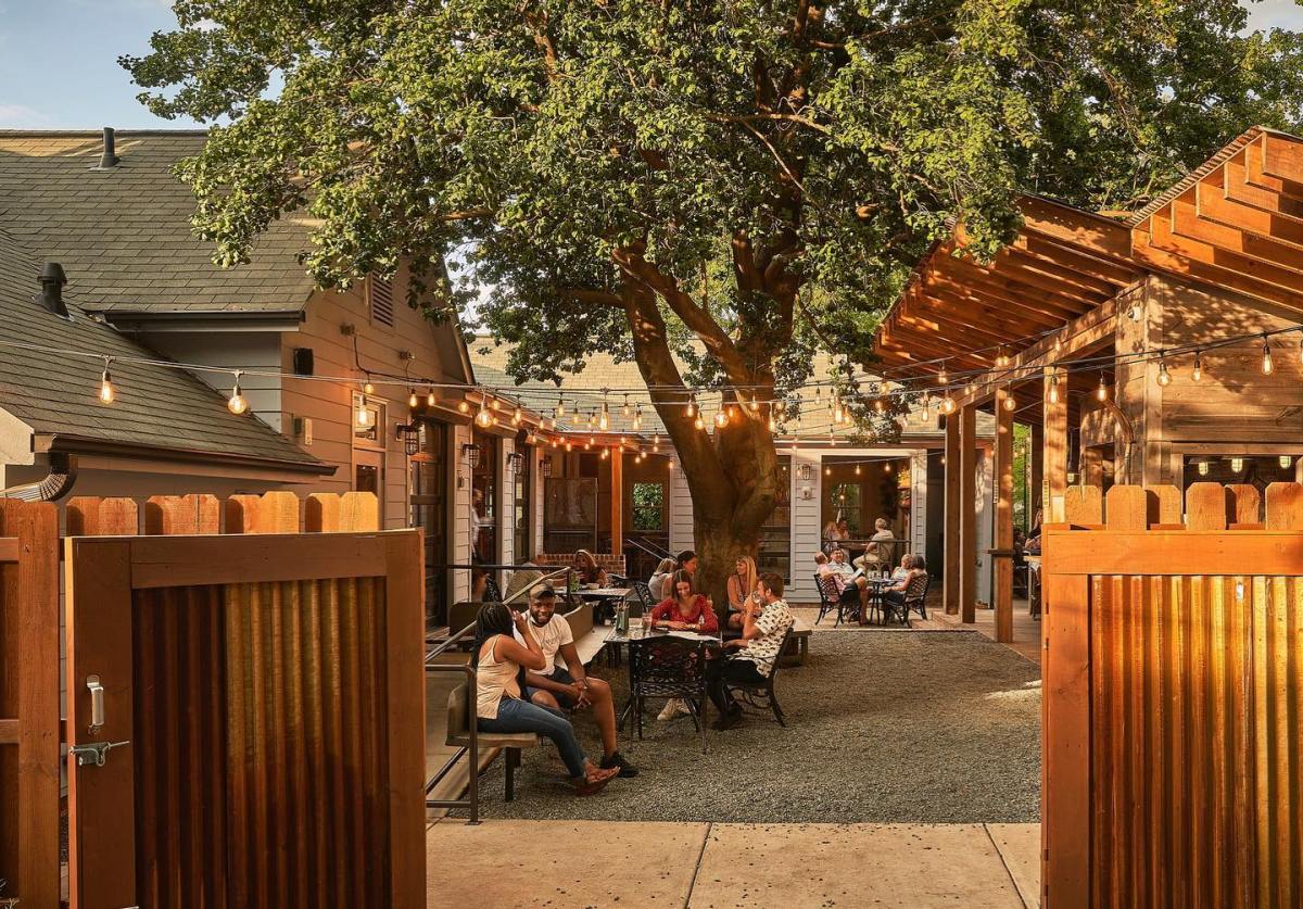 Dine Under A Massive Tree When You Eat At This North Carolina Eatery