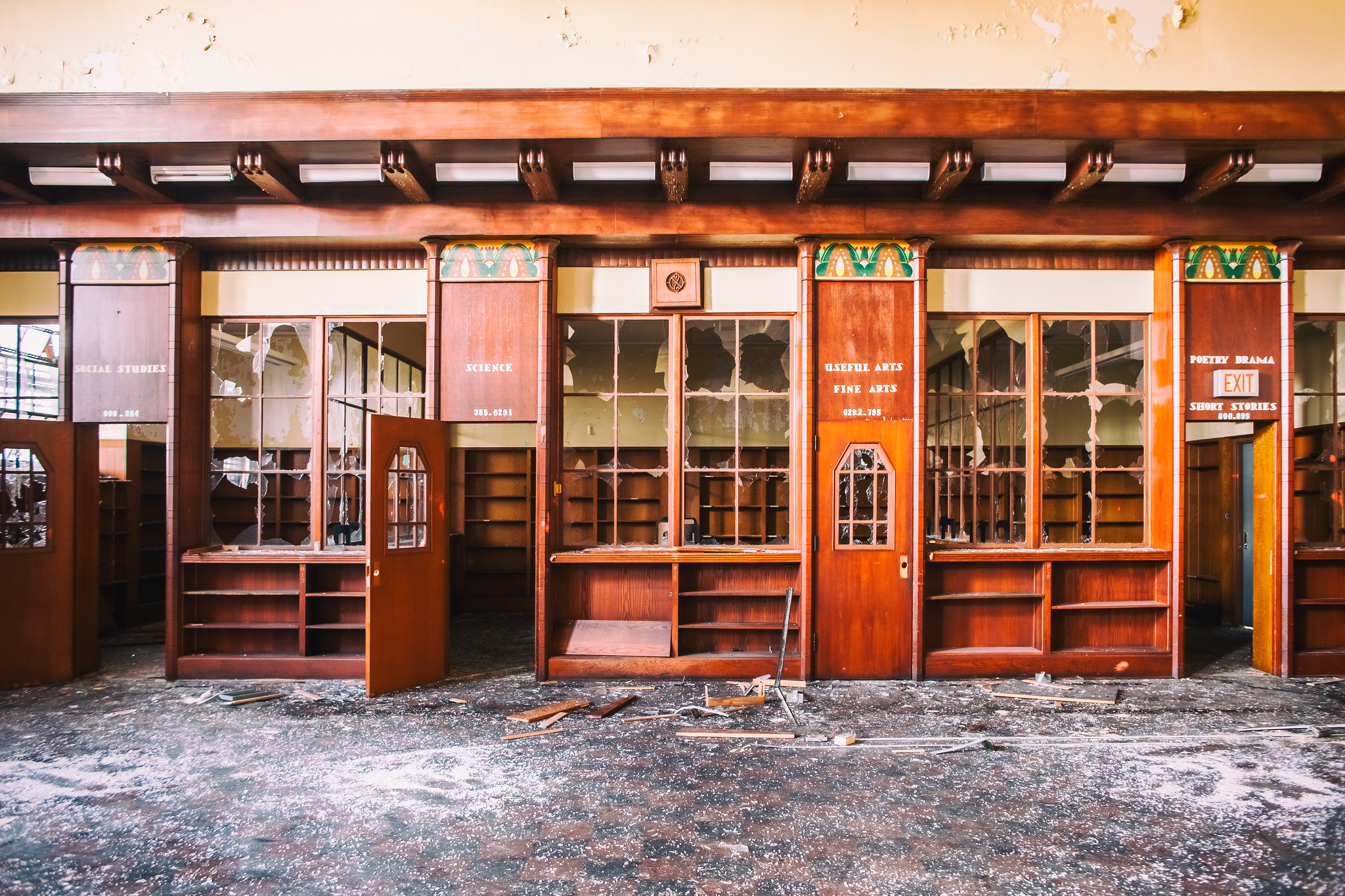 Redford High School Former Students, Faculty Remember Old Detroit