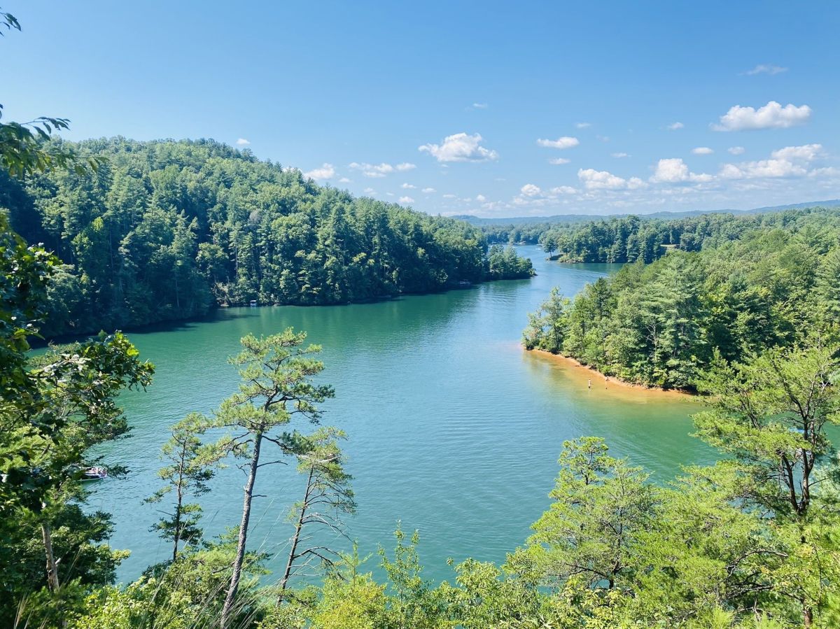 Raven Rock Loop Trail In South Carolina Leads To Unparalleled Views