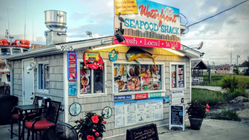 Waterfront Seafood Shack In North Carolina Has Fresh Seafood