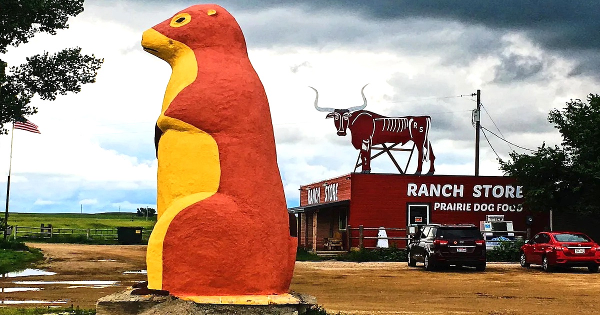 The Story Behind The Giant Prairie Dog Statue In South Dakota