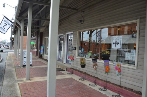 Have A Perfect Afternoon In Alabama's Historic Downtown Hartselle