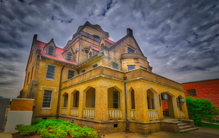 The Gothic Jail Is One Of The Most Haunted Spots In Louisiana