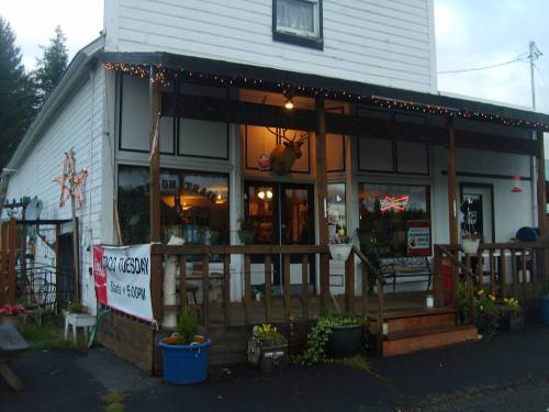 In The Town Of Meacham, The Oregon Trail Store & Deli Is A Hidden Gem