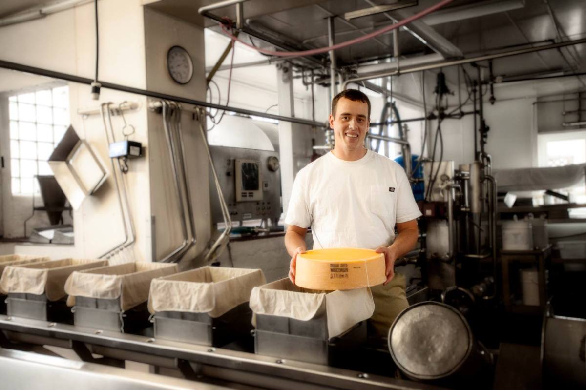 You’re Guaranteed To Love A Trip To This Cheese Factory In Wisconsin