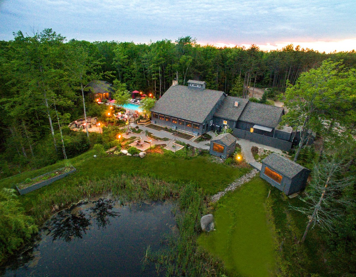 Dine Under Trees At Earth In Maine