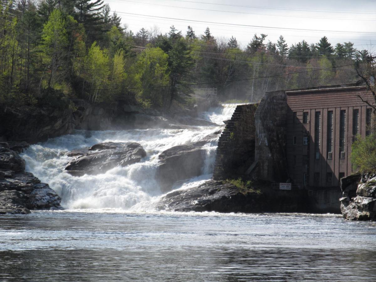 7 Waterfalls In Maine That Are Most Powerful In The Spring