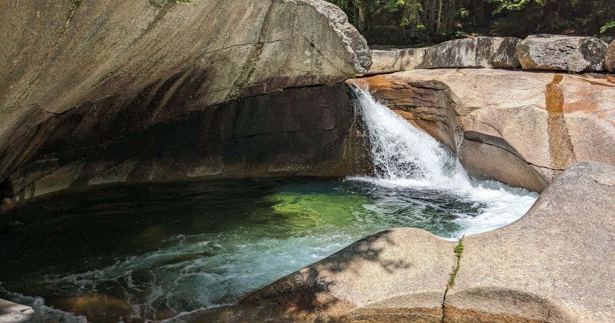Top Waterfall Hikes in New Hampshire