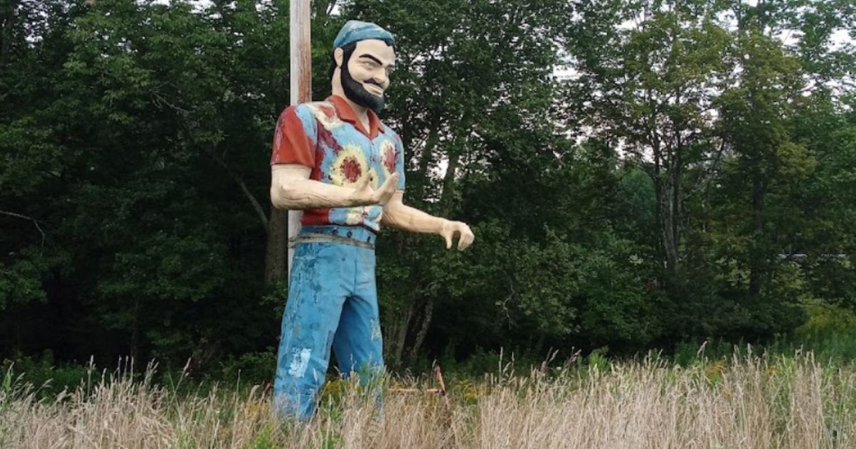 The Story Behind The Hippie Paul Bunyan Statue In New York