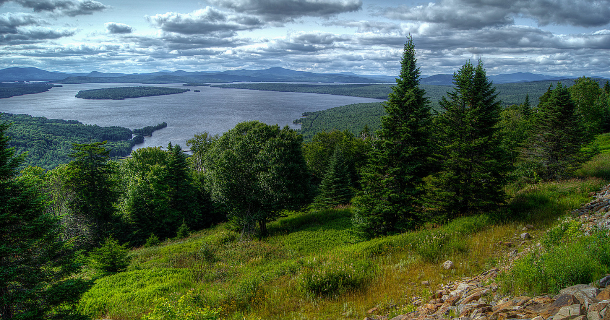 Enjoy A Scenic Drive Along Maine’s 6 Most Beautiful Backroads