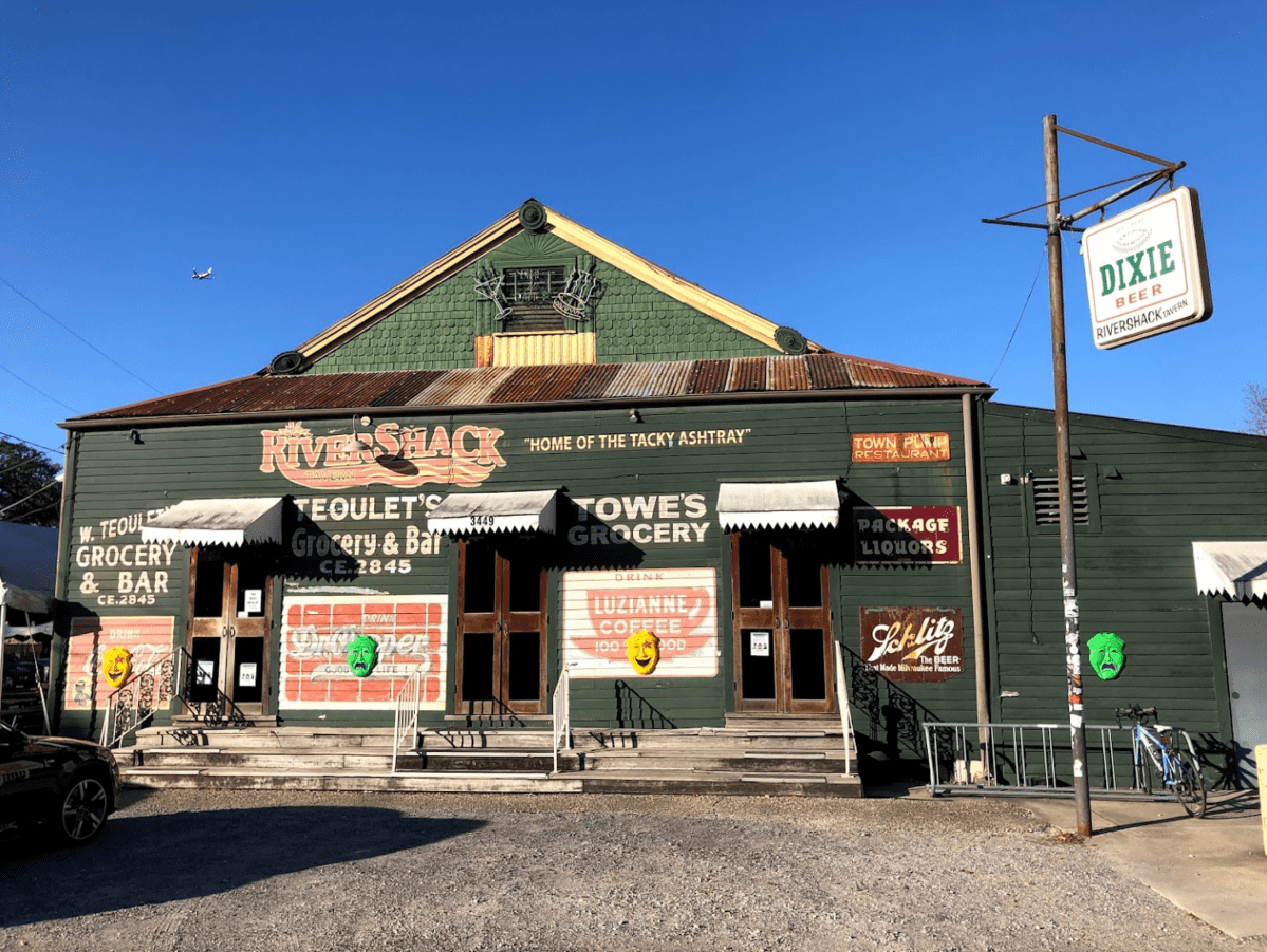 The Most Rustic Restaurant In Louisiana Is The Rivershack Tavern