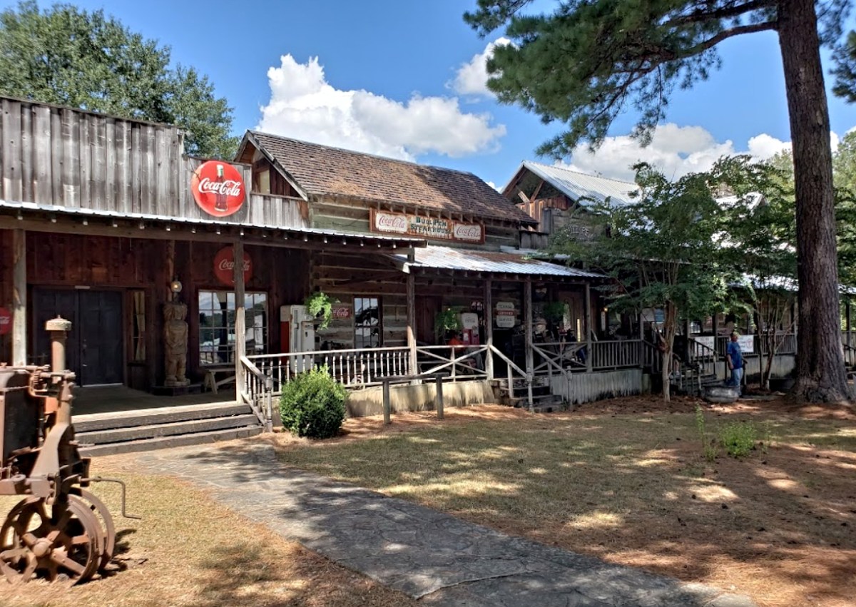 Bull Pen Steakhouse Is A Rustic Restaurant In Alabama
