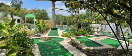 Cool Crest Miniature Golf In Texas Is A Nostalgic Mini Golf Course