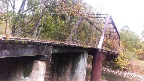 Hell's Gate Bridge: An Abandoned And Haunted Bridge In Alabama