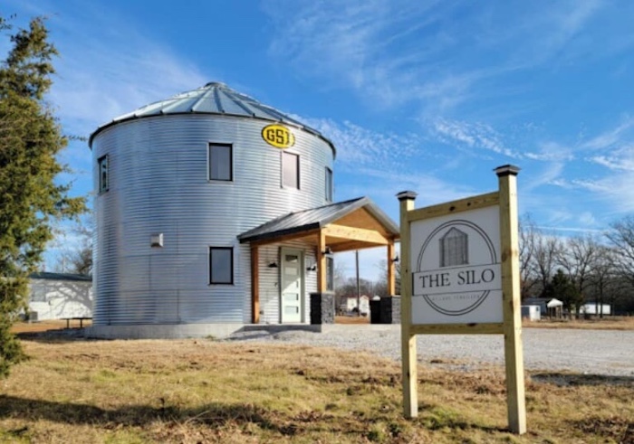 Spend The Night In An Airbnb That’s Inside An Actual Silo Right Here In ...