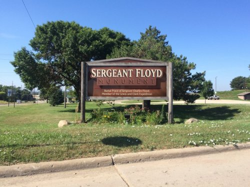 Sergeant Floyd Monument: One Of Iowa's Most Stunning Sights