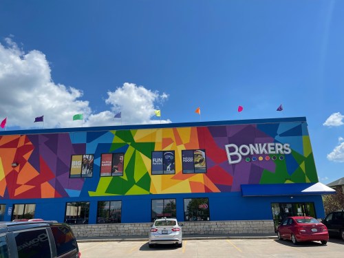 Bonkers Amusement Park Is A Massive Playground In Missouri