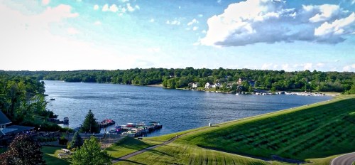 Discover Hidden Valley Lake: Indiana's Alpine Vacation Spot