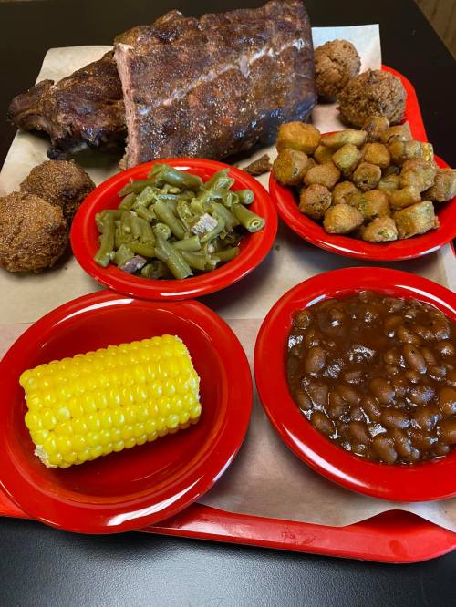 This BBQ Joint Has The Most Tender, Slow Smoked Brisket In Arkansas